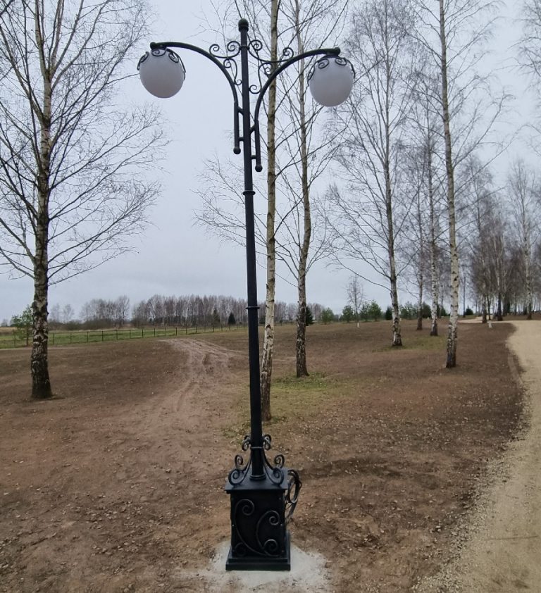 Parko šviestuvas | gamkalvehome.lt